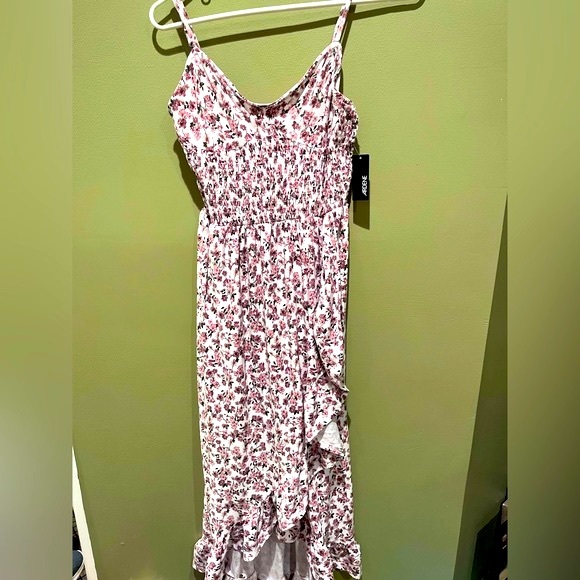 Ardene | Dresses | New Ardene Floral Hi Low Ruffle Maxi Dress Xs Event ...